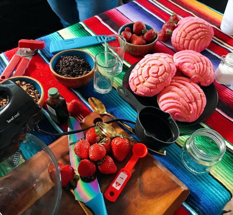 Concha Ice Cream Sandwiches - Sweet Life