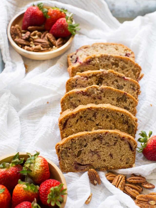 Strawberry Pecan Bread - Sweet Life