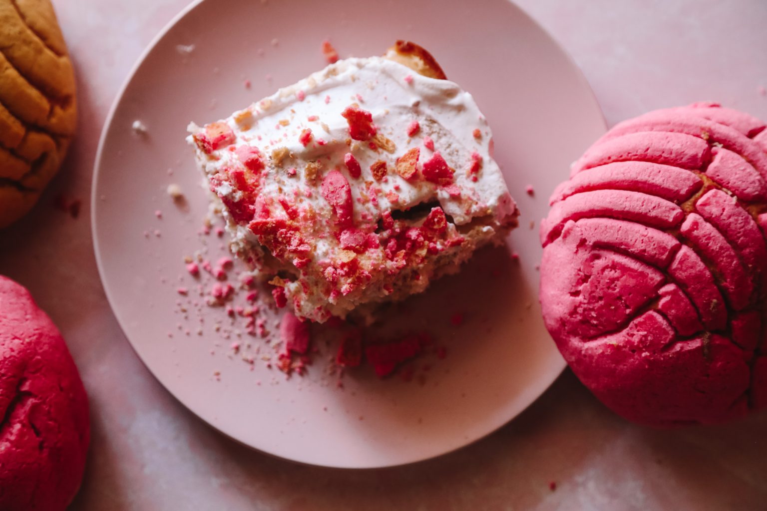 CONCHA TRES LECHES CAKE - Sweet Life