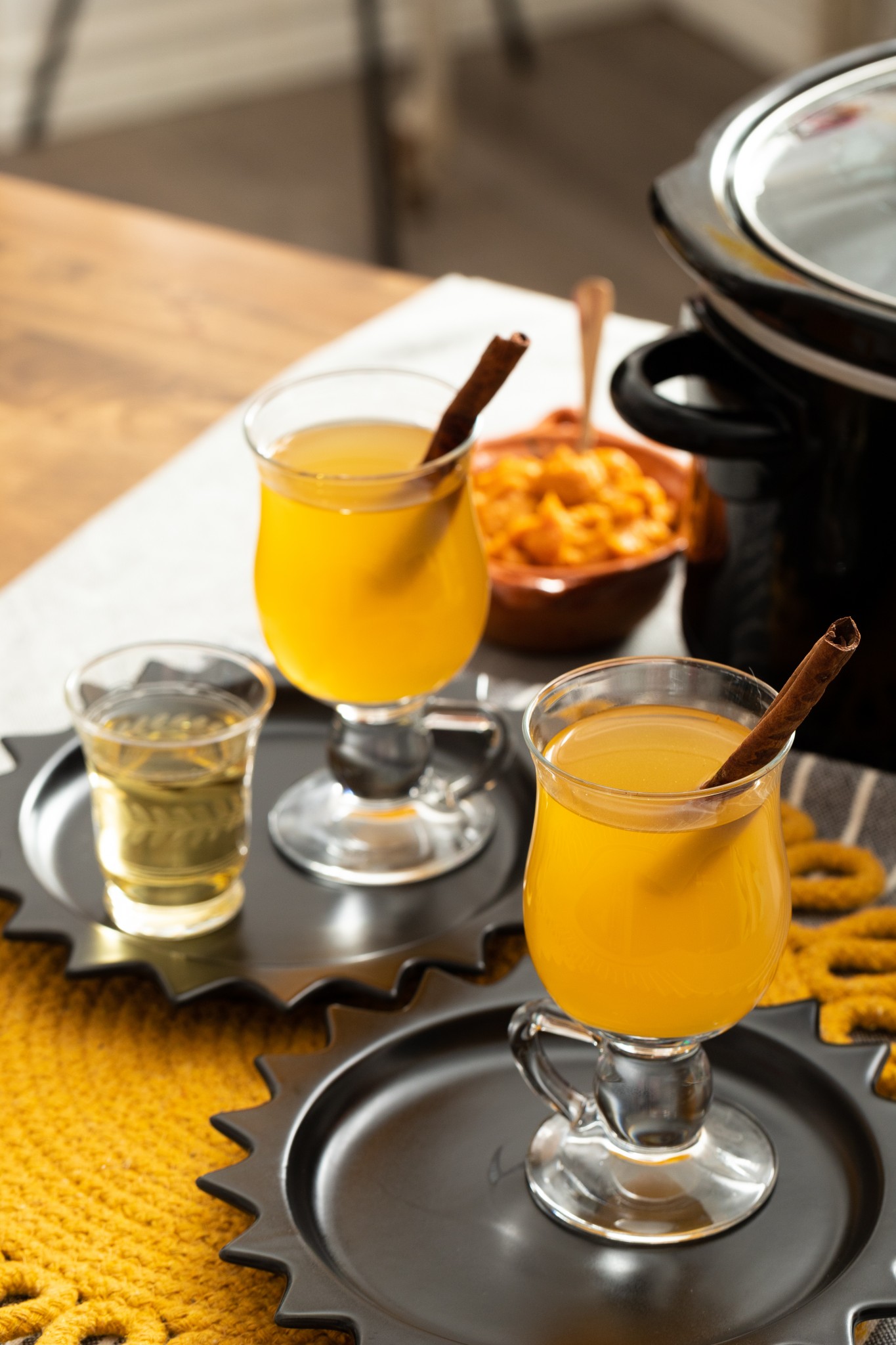 Slow Cooker Pumpkin Tequila Hot Toddy - Sweet Life